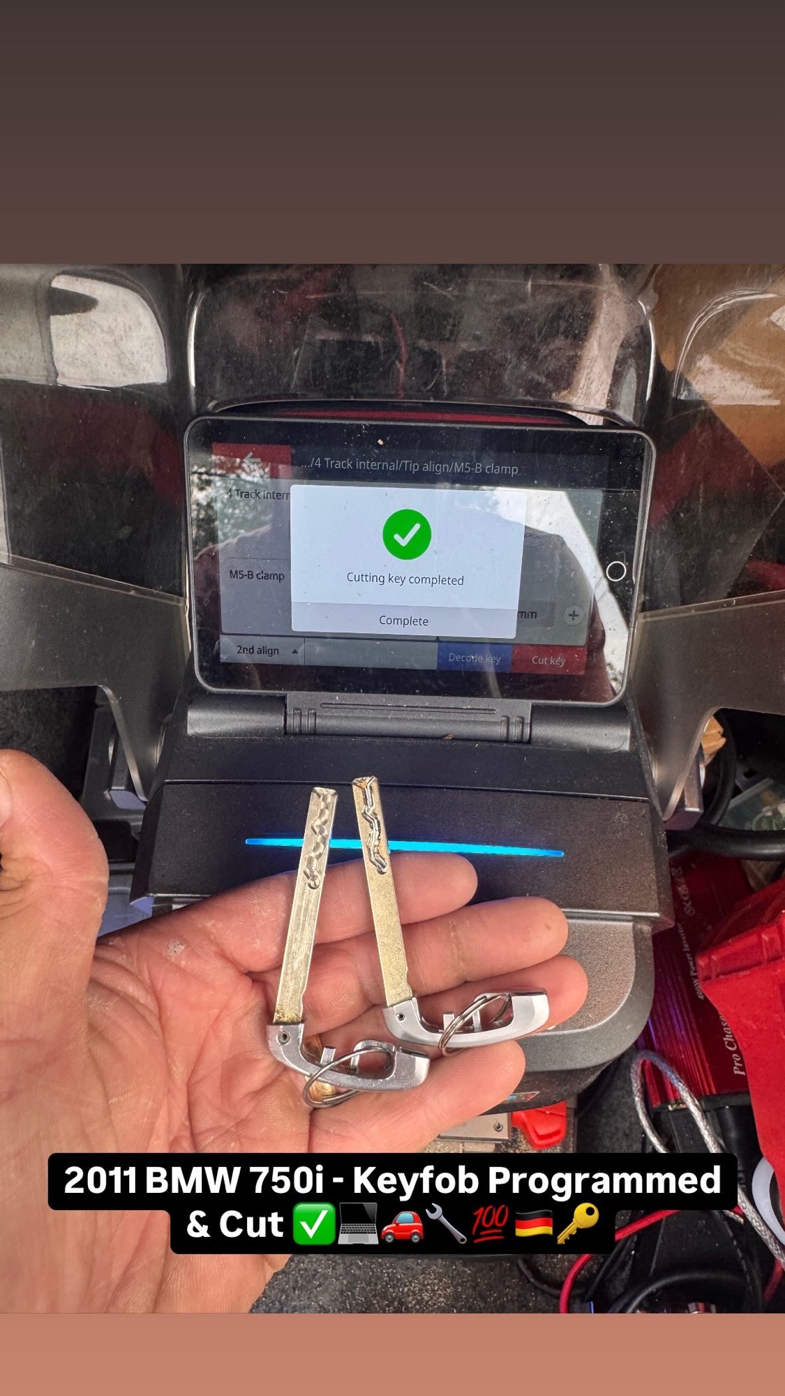 2011 BMW 750i – Keyfob Programmed & Cut 💻🚗🔧💯🇩🇪🔑 – Bimmer Programming ...